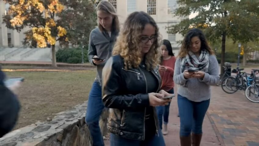 The Psychology of Blocking Others Online: The Power Trip - Choosing to ...