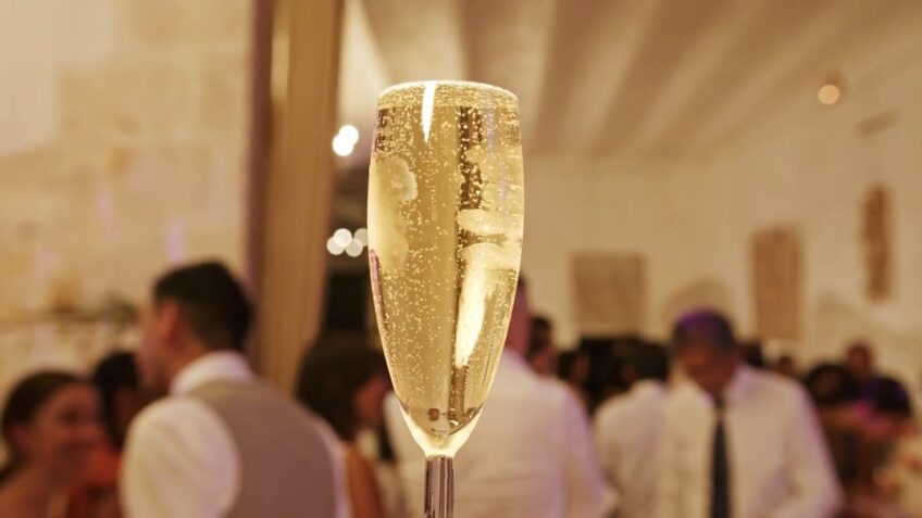 Exploring the World's Most Iconic Traditional Drinks: From Tea to ...