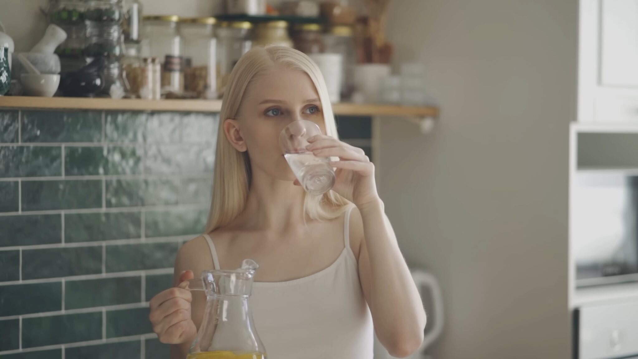 Benefits of Drinking Lemon Water Daily - Zest Up Your Day! - Fischer ...