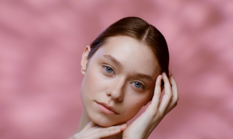 Cashews and Skin Health: Achieving a Natural Glow from Within